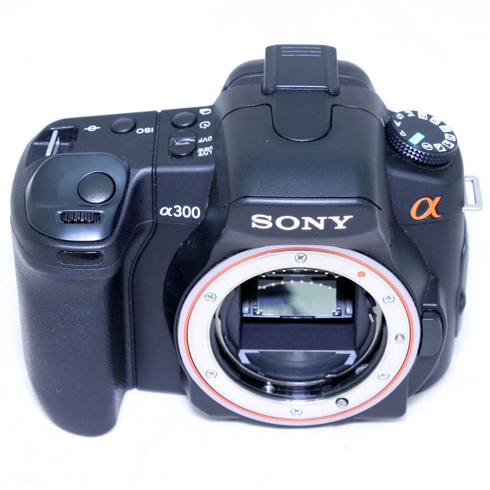 USED Sony Alpha A300 SLR Camera Body S N 2562088 Near New USED Sony Alpha A300 SLR Camera Body S N 2562088 Near New